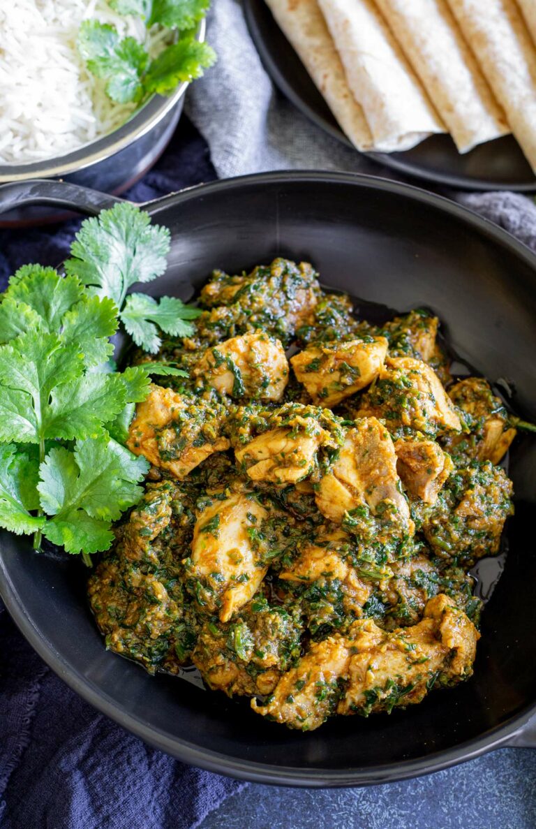 Chicken Saag (Chicken Palak) - Sprinkles and Sprouts