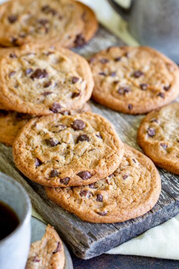 Subway Style Chocolate Chip Cookies - Sprinkles and Sprouts